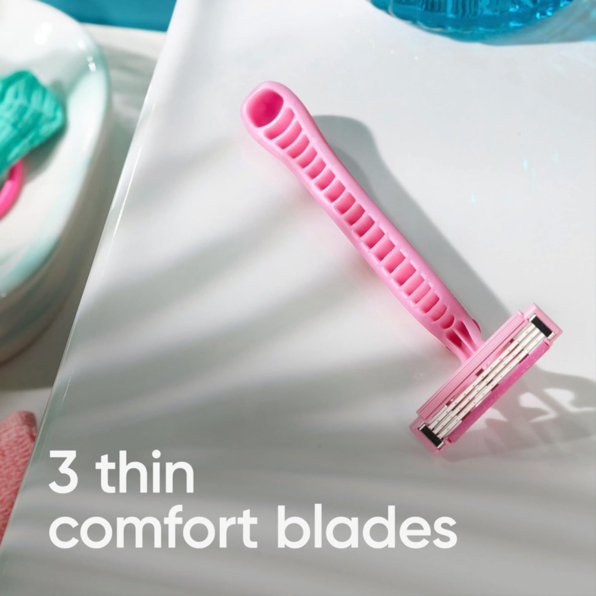 GILLETTE SIMPLY VENUS 3 BLADE DISPOSABLE RAZOR 4+1 5PCS