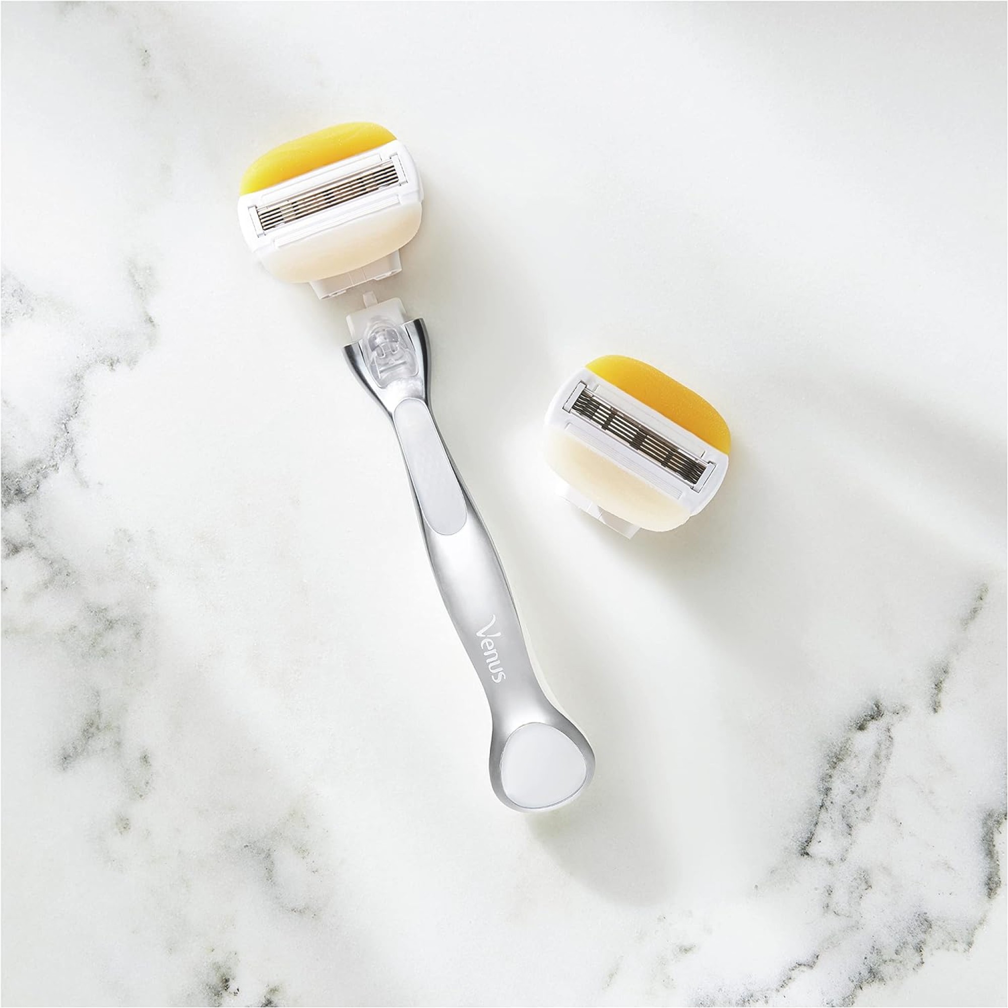 Gillette Razor Venus 5 Olay Comfortglide Coconut +2 Refill